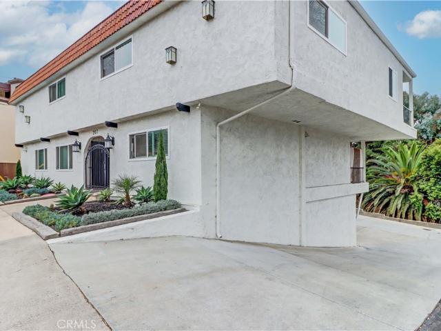 207 W Marquita 3