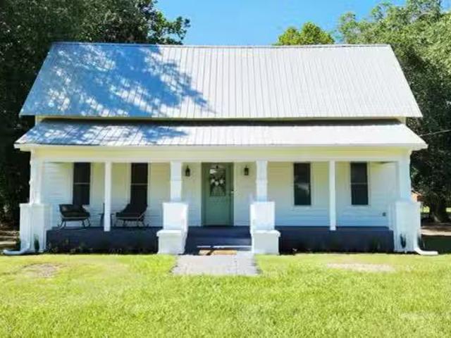 207 W PULLUM ST, SAMSON, AL 36477