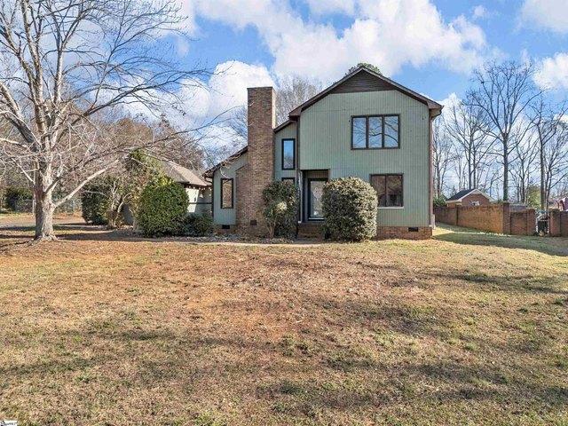 207 Woodgrove Trce, Spartanburg, SC 29301