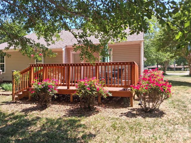 207 Woodlynn Dr, Charlotte, NC 28214 | MLS #4371 | Compass