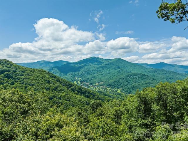 207 Walela Trail