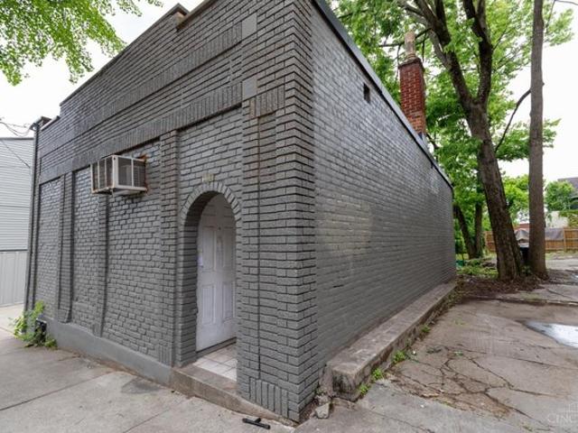 207 Warner St, Cincinnati, OH 45219