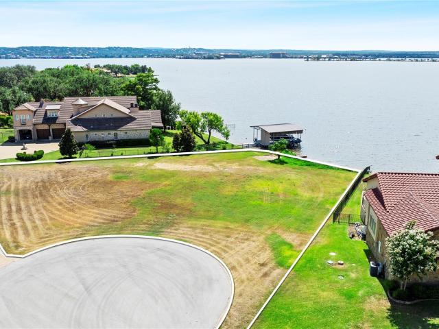 207 Wilderness Dr E