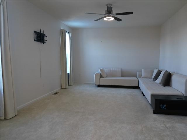 207 Wyncrest Dr