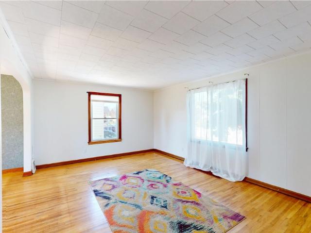 207 Taber Place