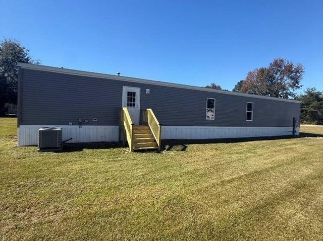 207 Theresa Ln, Jacksonville, NC 28540