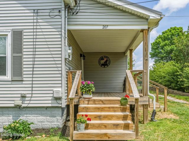 207 Tilden St