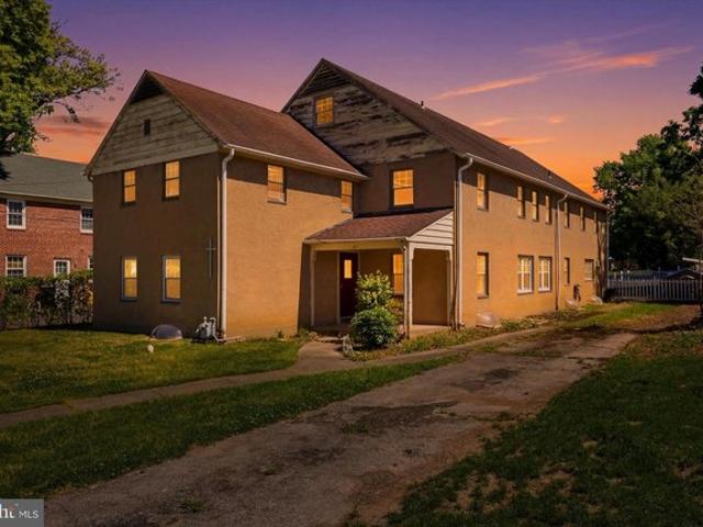 207 Ulmer Ave, Oreland, PA 19075