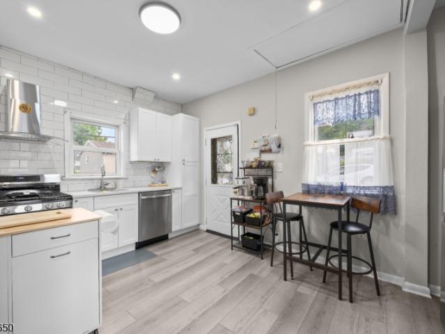 207 Van Winkle Ave