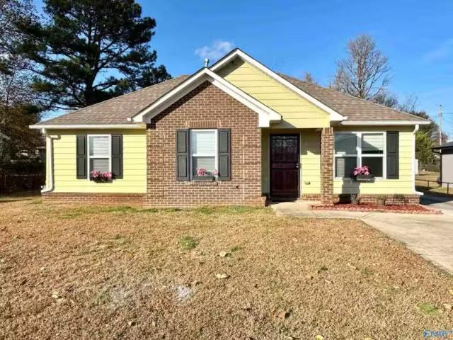 207 VICTORY LN NE, HUNTSVILLE, AL 35811