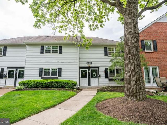 207 Yardley Cmns, Yardley, PA 19067