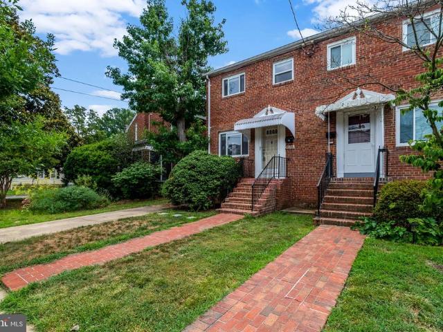 207A E Spring Street