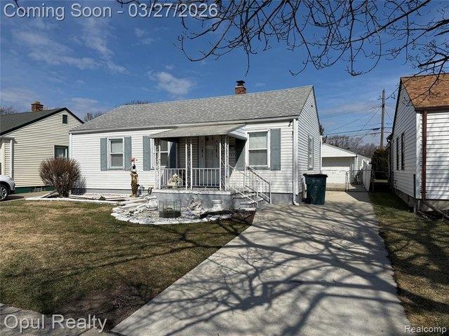 2084 New York Ave, Lincoln Park, MI 48146
