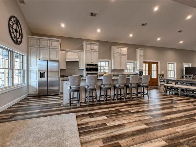 2084 Boquet Rd, Jeannette, PA 15644 | MLS #1737