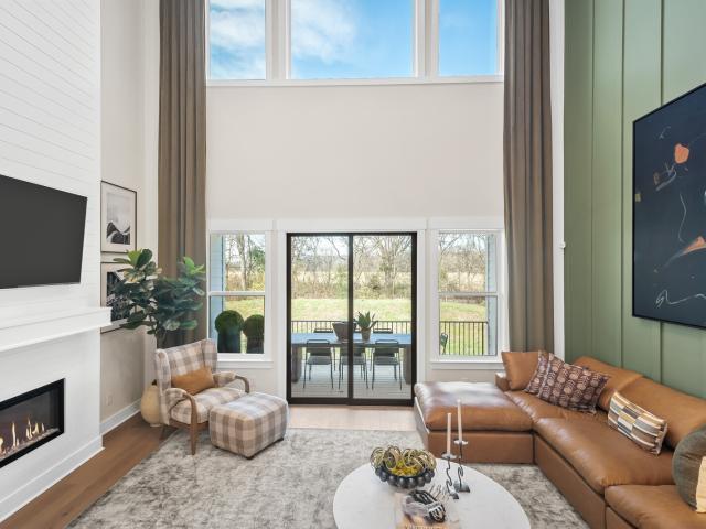 2084 Conductor Ln
