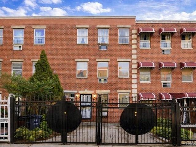 2084 Davidson Ave, Bronx, NY 10453