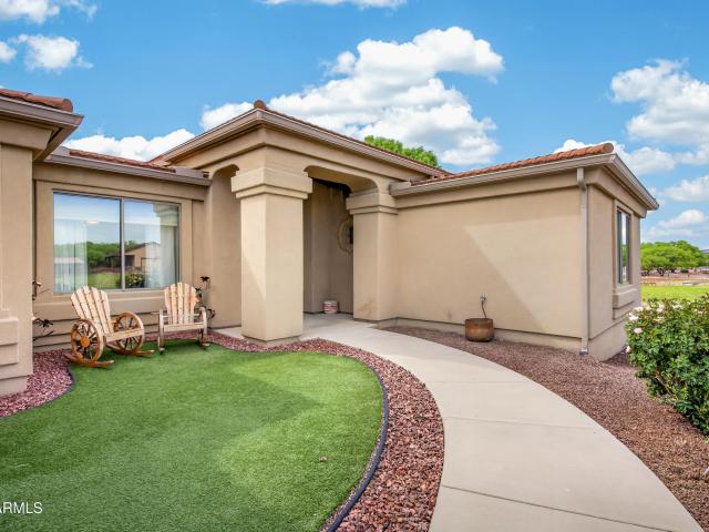 2084 S DERBY Drive
