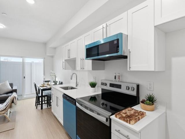 2085 N Main St Unit 105, Sunset, UT 84015