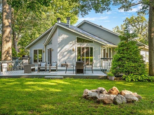 2085 Lake Summerset Rd, Davis, IL 61019