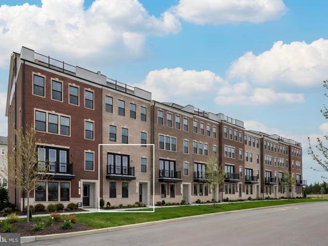 20867 Murry Falls Ter Unit 195, Ashburn, VA 20147