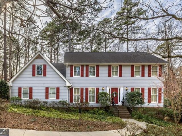 2086 Mountain Creek Ct, Smoke Rise, GA 30087