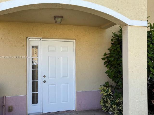 2086 NE 167th St, Unit 2108, North Miami Beach, FL 33162 | MLS #A12010