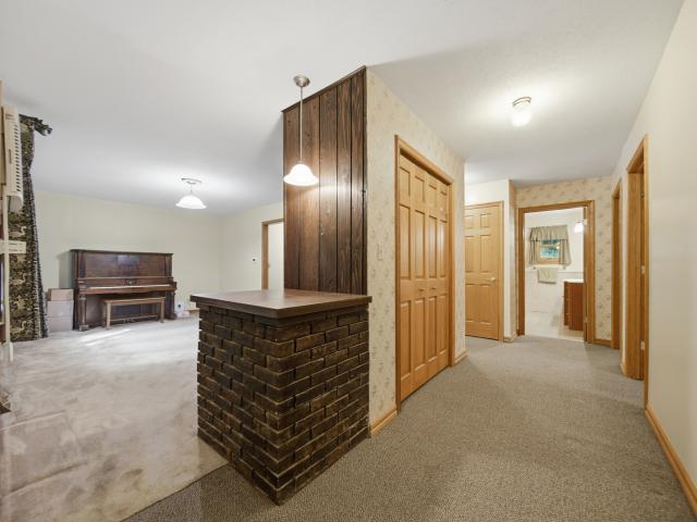 2087 Blackhawk Lane