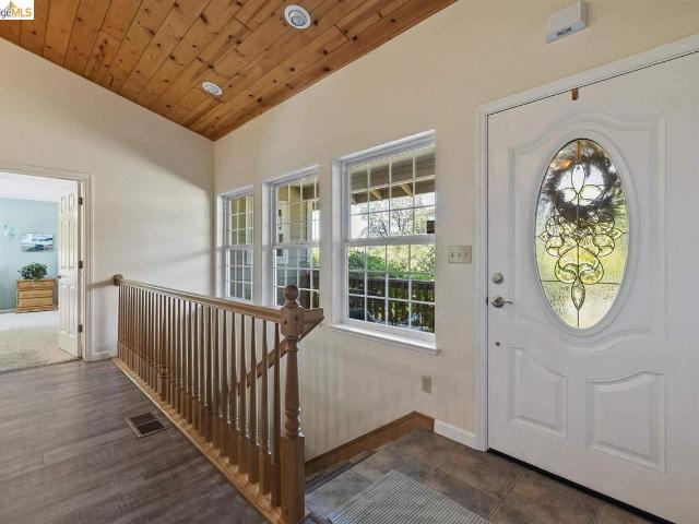 20883 Lynn Lane