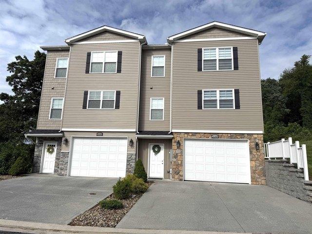 2088 Mountain Ash Ln, Westover, WV 26501