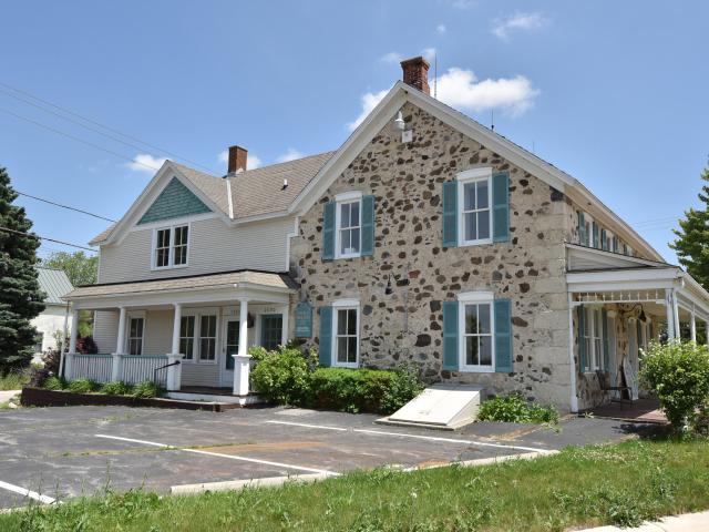 2088 Washington Ave, Unit 2090