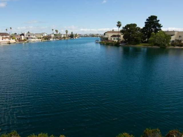 $2088 / 1br 687ft² Relaxing Waterfront Living in Foster City