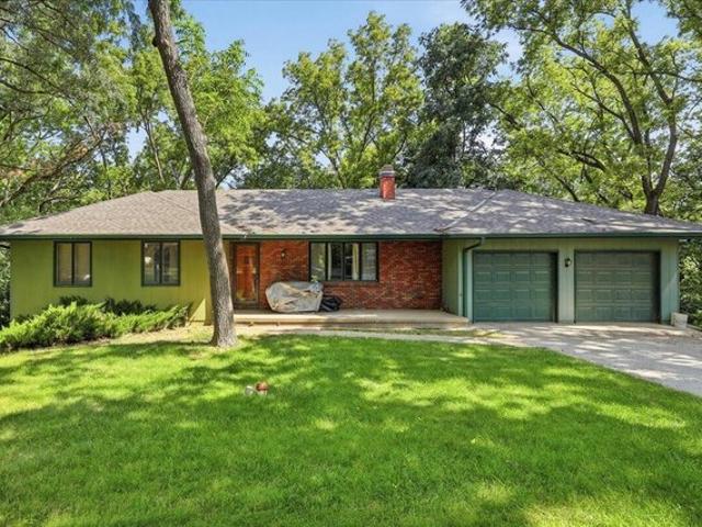 20893 Bouvier Ln, Council Bluffs, IA 51503