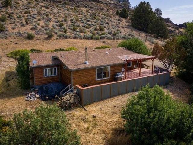 20893 Sprague River Rd, Chiloquin, OR 97624