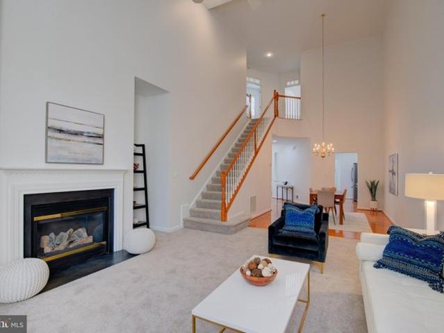 20891 Royal Villa Ter, Sterling, VA 20165