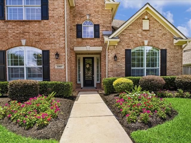 20803 Winston Lake Drive