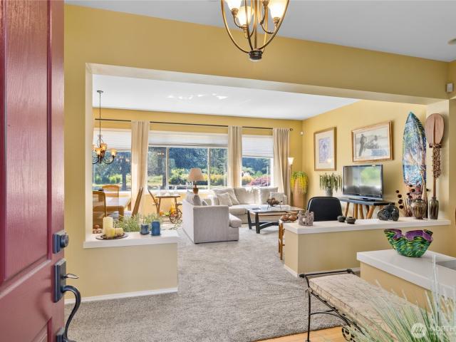 20801 SE 293rd St, Kent, WA 98042 | MLS #2484 | Compass