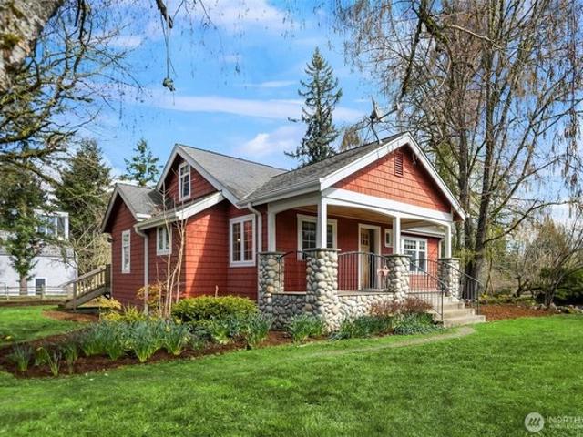 20802 SE 34th St Unit 3, Sammamish, WA 98075
