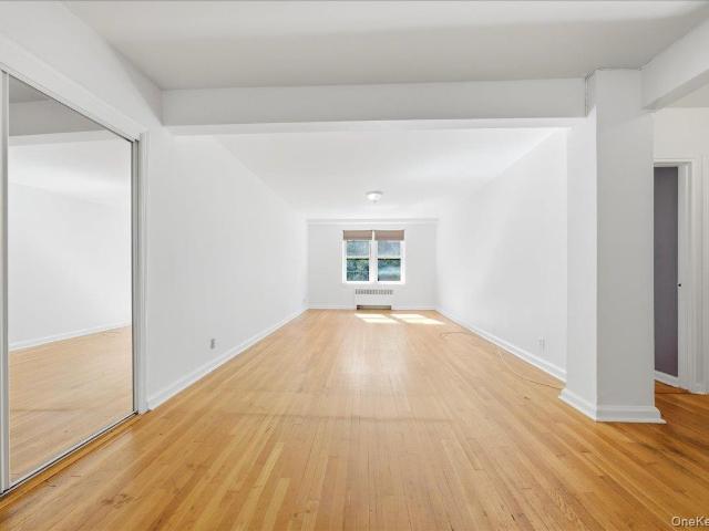 2080 Barnes Avenue 2D