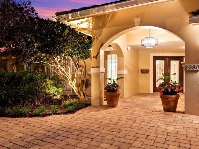 2080 Hawaii Ave NE, St. Petersburg, FL 33703 | MLS #TB8498