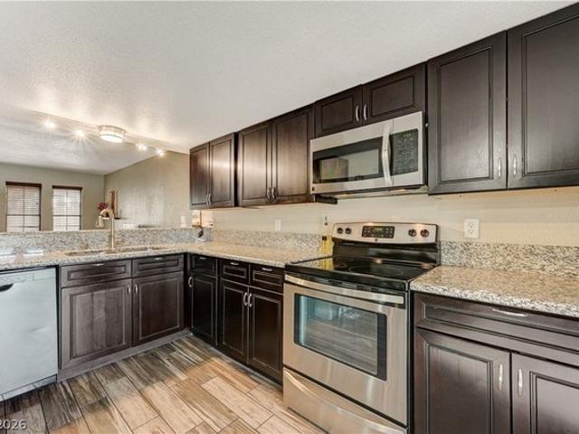 2080 Karen Ave Unit 20, Las Vegas, NV 89169