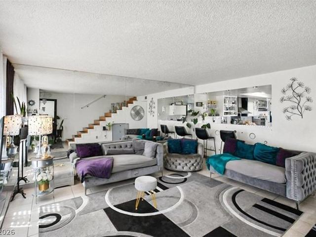 2080 Karen Ave Unit 94, Las Vegas, NV 89169