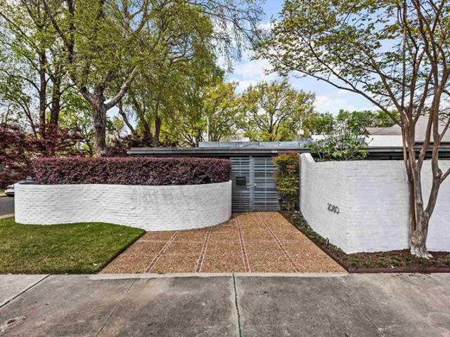 2080 Peabody Ave, Memphis, TN 38104