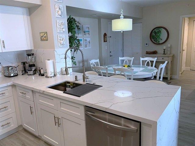 2080 S Ocean Dr Apt 204, Hallandale Beach, FL 33009