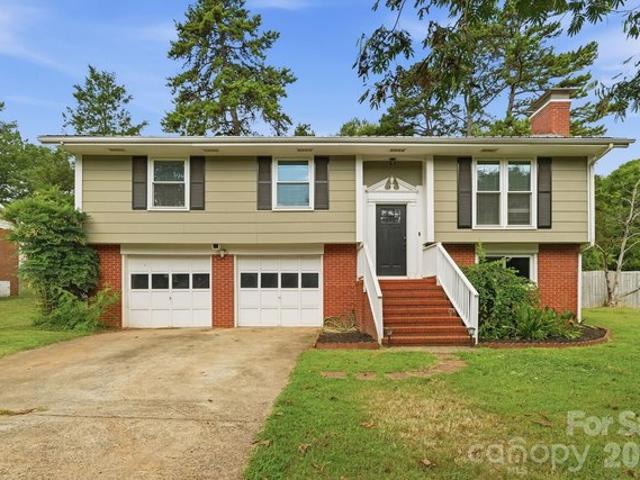 2080 South Point Rd, Belmont, NC 28012