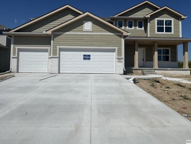 20810 Vernon Ave, Elkhorn, NE 68022