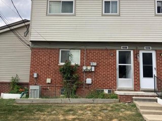 20817 Washington St, Roseville, MI 48066