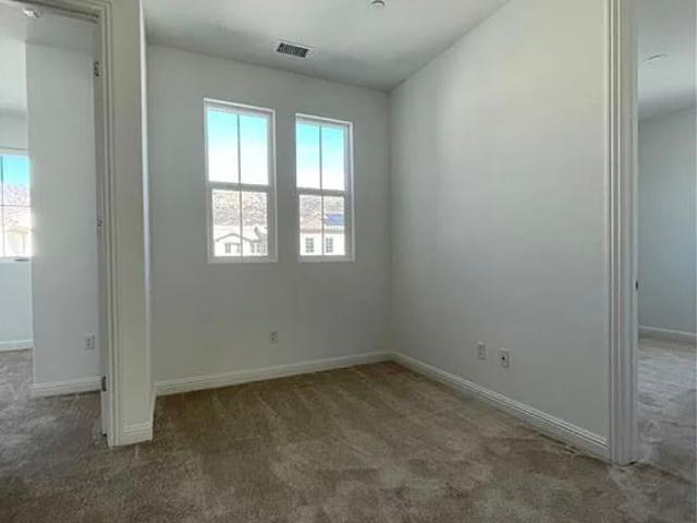 20814 W Bur Oak