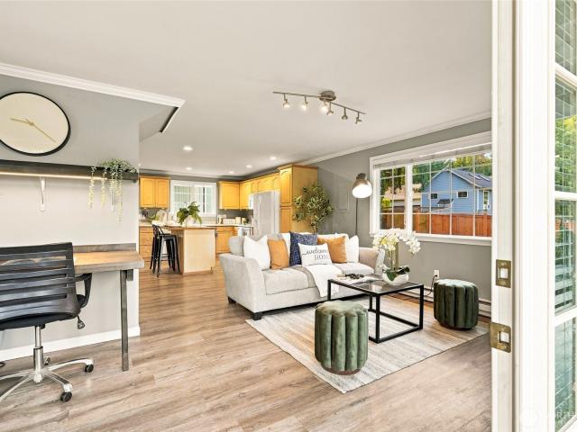 20818 Royal Anne Road