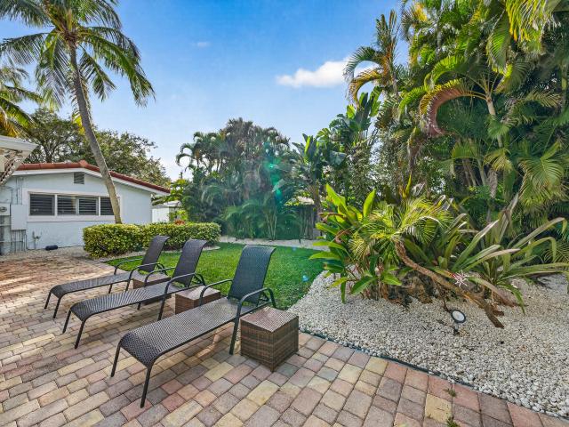 2081 NE 25th St, Lighthouse Point, FL 33064 | MLS #R11156