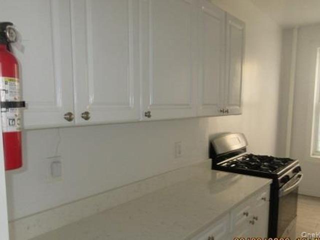 2081 Cruger Avenue, Unit 4O